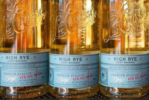 LaCrosse Custom Glass Bottle - The Atlas Network